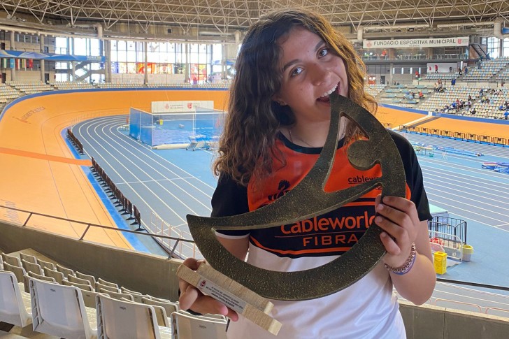 Anhara Ortega con 13 años se proclama campeona autonómica sub-16 de ...