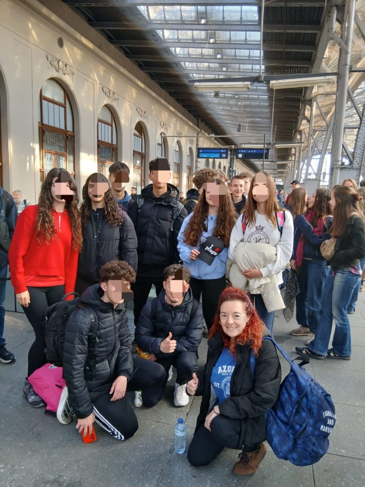 Educar para el compromiso: una experiencia Erasmus+ en Praga - Valle de ...