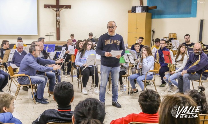 El músico eldense Rafael Rico dirigirá la AMCE Santa Cecilia - Valle de ...