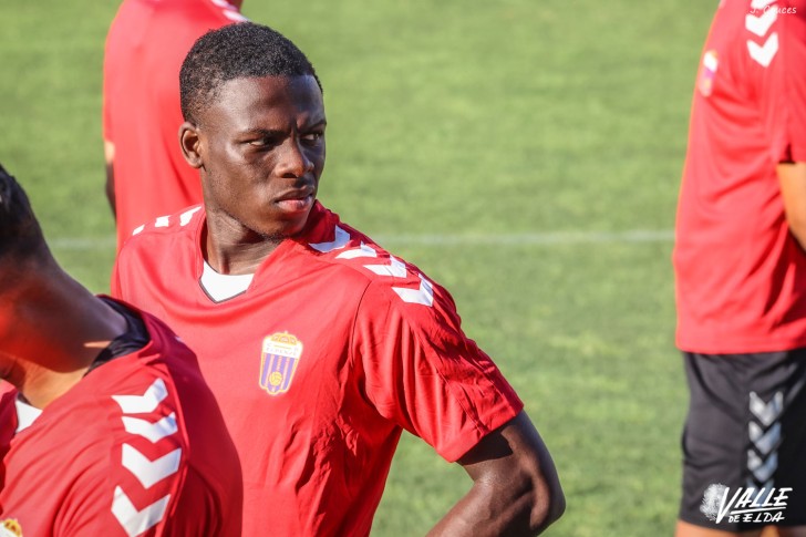 El Eldense ficha al mediocentro Marco Doué - Valle de Elda