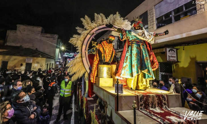 Más de 1.000 personas participarán en la Cabalgata de Petrer - Valle de ...