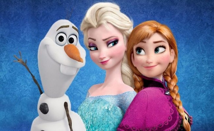 Elsa, Ana y Olaf de "Muñeco de Nieve" y los miembros del "Equipo canino ...