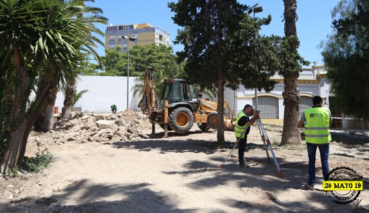 Comienza la recuperación del parque de la UCA - Valle de Elda