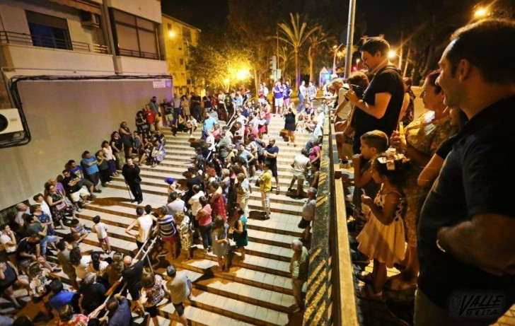 Vuelve el teatro a los Jardines del Vinalopó esta noche con Carasses - Valle de Elda