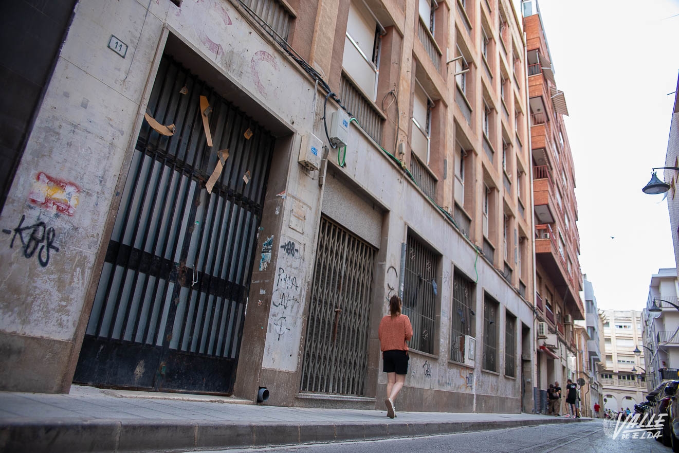 El antiguo edificio de la CNT, en el centro de Elda, será un edificio ...